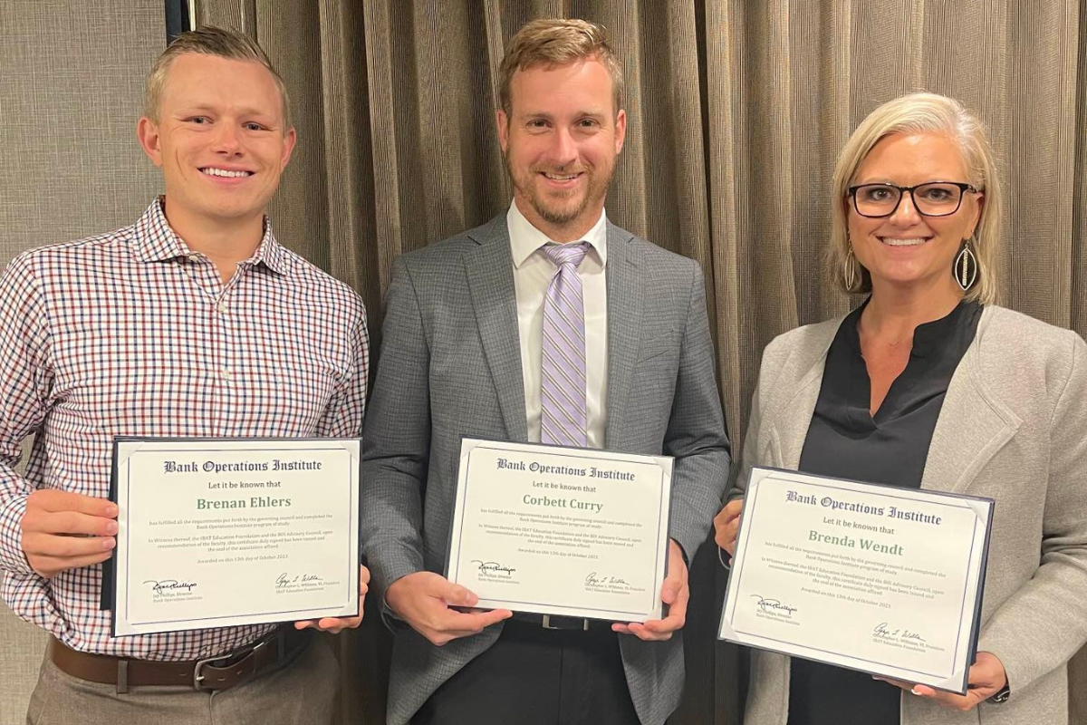 Congratulations BOI Graduates! - Independent Bankers Association of Texas